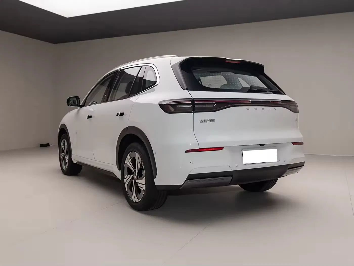 2026 Geely Galaxy E5 610km EV Car 5 Door 5 Seats SUV 180km/H High Speed Fwd Pure Electric ...