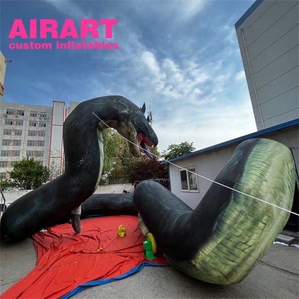 New design scary lifelike inflatable python, giant inflatable snake for ...