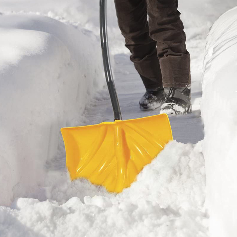 Wholesale New Design Long Handle Plastic Snow Shovel Heated Snow Shovel with Handle BestSuppliers