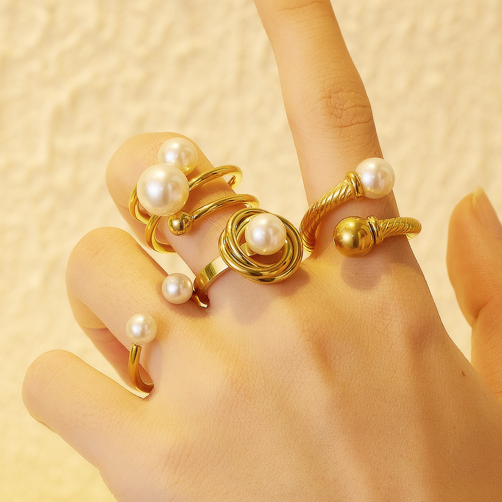 Gold pearl ring design for female store