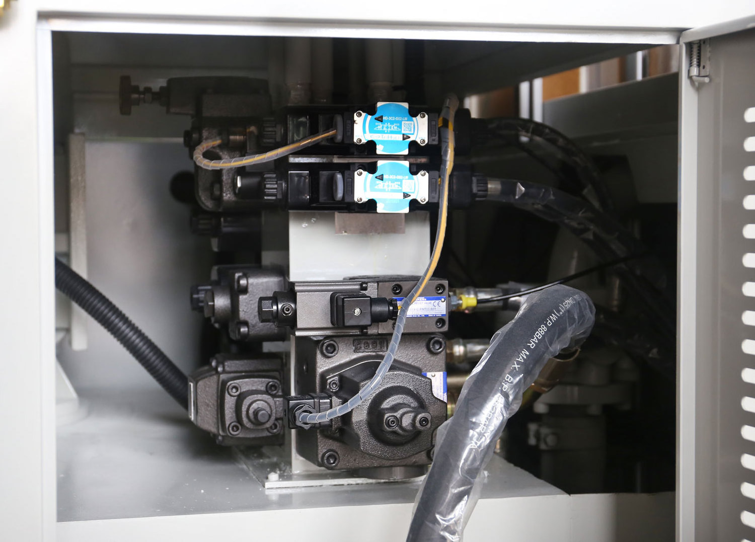 rotary table injection machine maker/tool handle plastic vertical ...