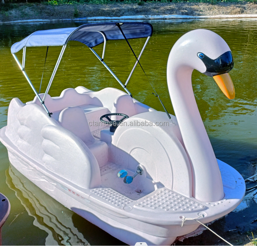 China Chitong water amusement park equipment 2 seats 4 seats used duck swan pedal boat BestSuppliers
