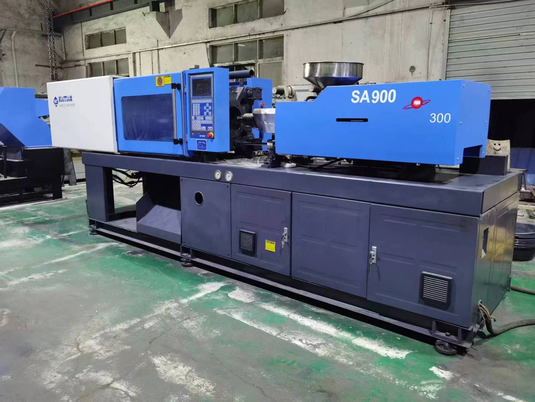 used plastic injection molding machine haitian 90ton second-hand ...