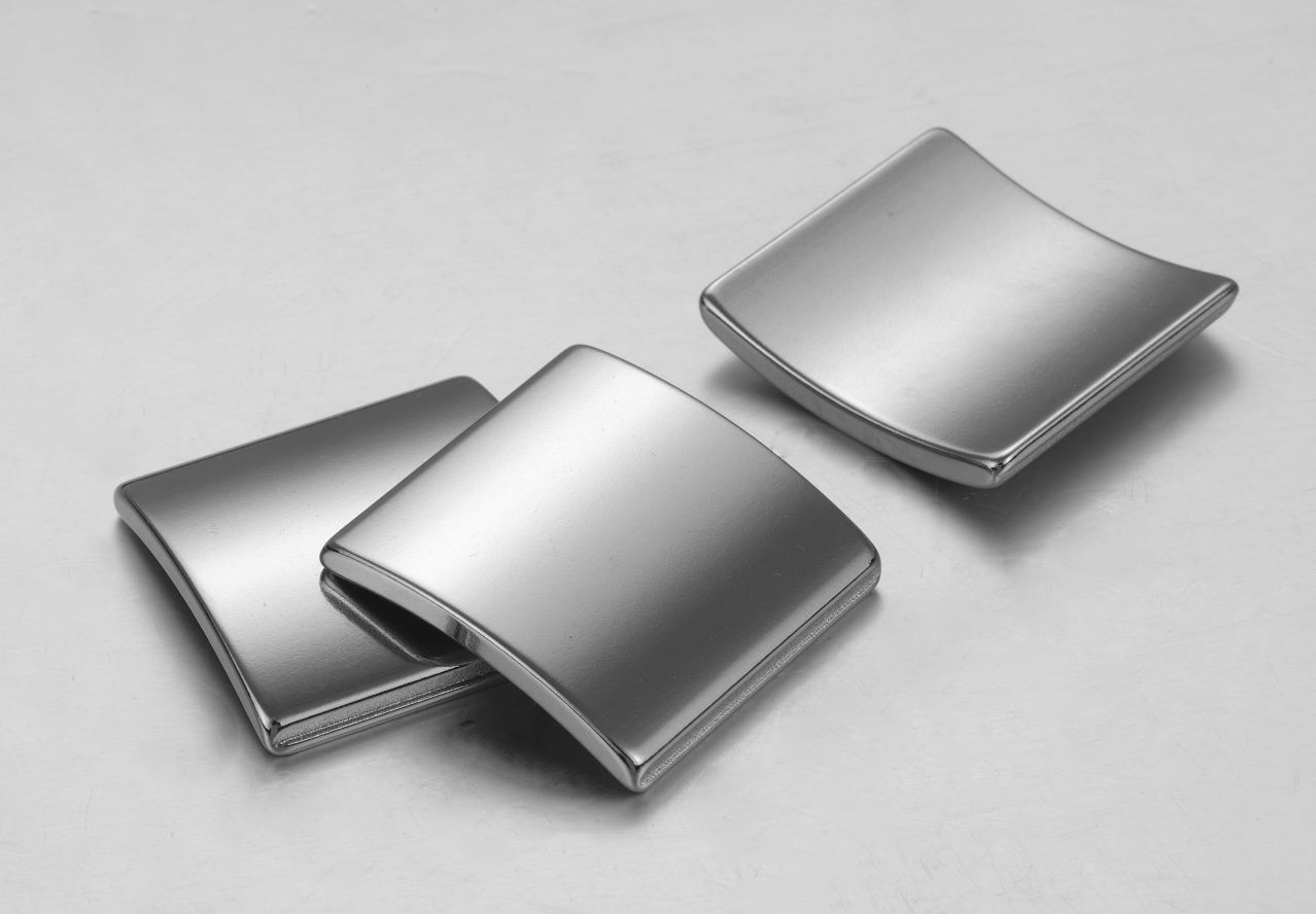 5 3000kw Permanent Magnet Direct Drive Wind Turbine Dynamo Price