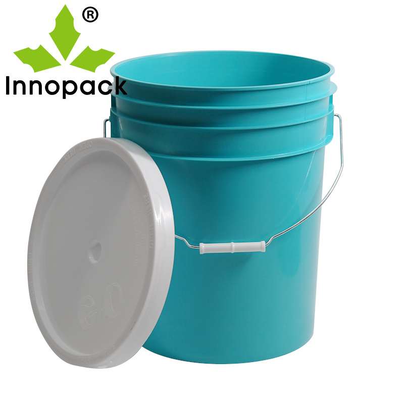 Light blue 20L American Plastic Bucket For Paint With Lid And Handle ...