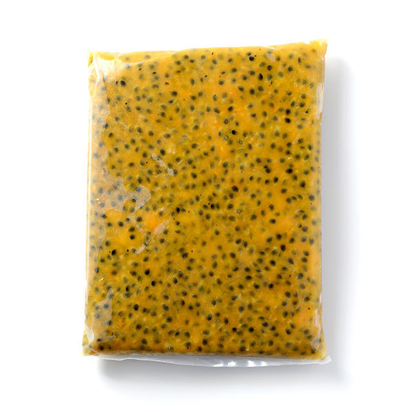Passion fruit puree Mango Pineapple Soursop Vietnam Passion Fruit Juice ...