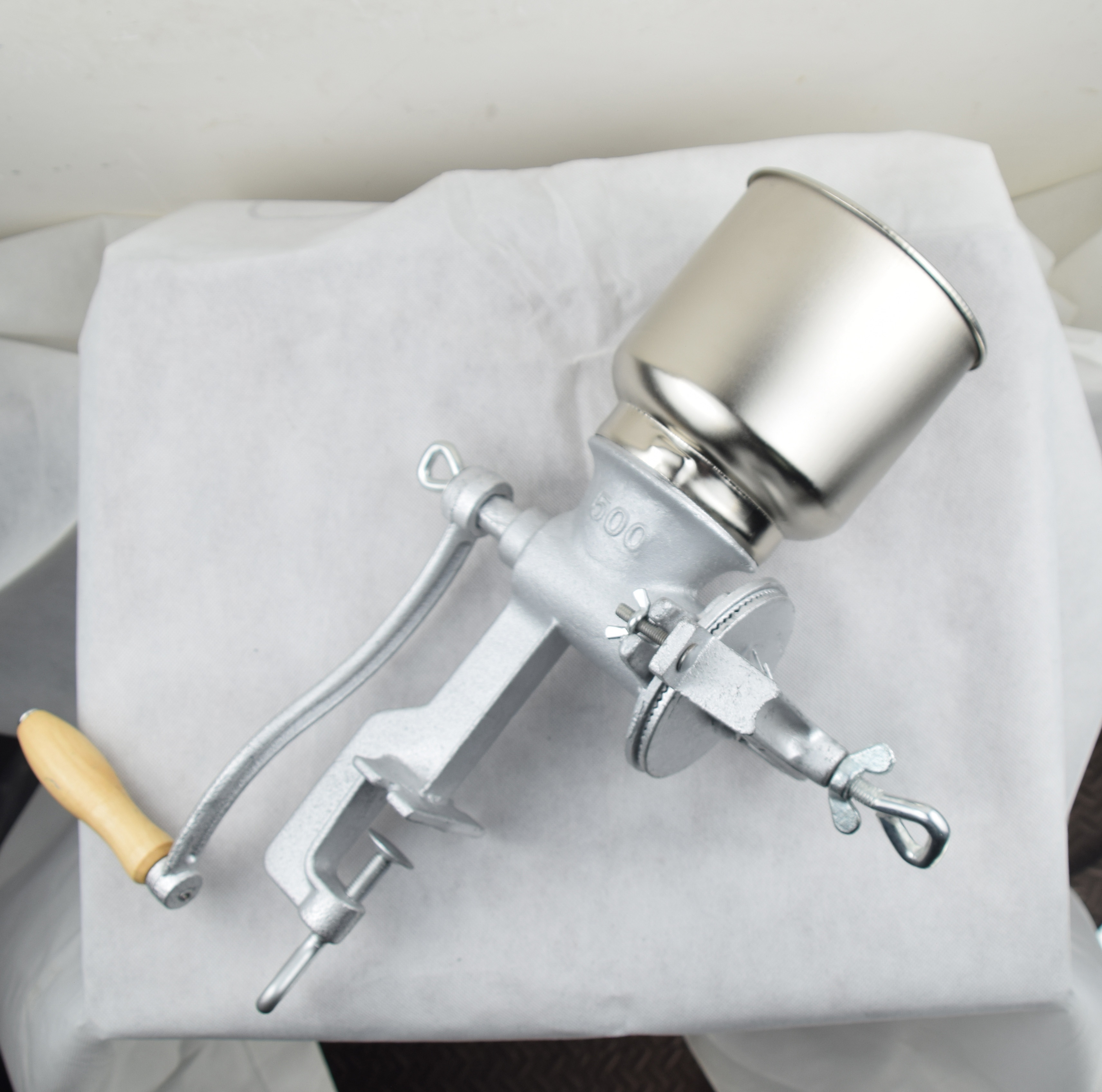 Table Clamp Corn Mill Flour Maker Wheat Grain Nut Mill Cast Iron Hand ...