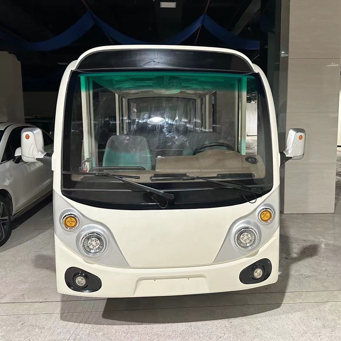 In stock Battery Powered 8 Seat 14 Seater Passenger City Vehicle ...