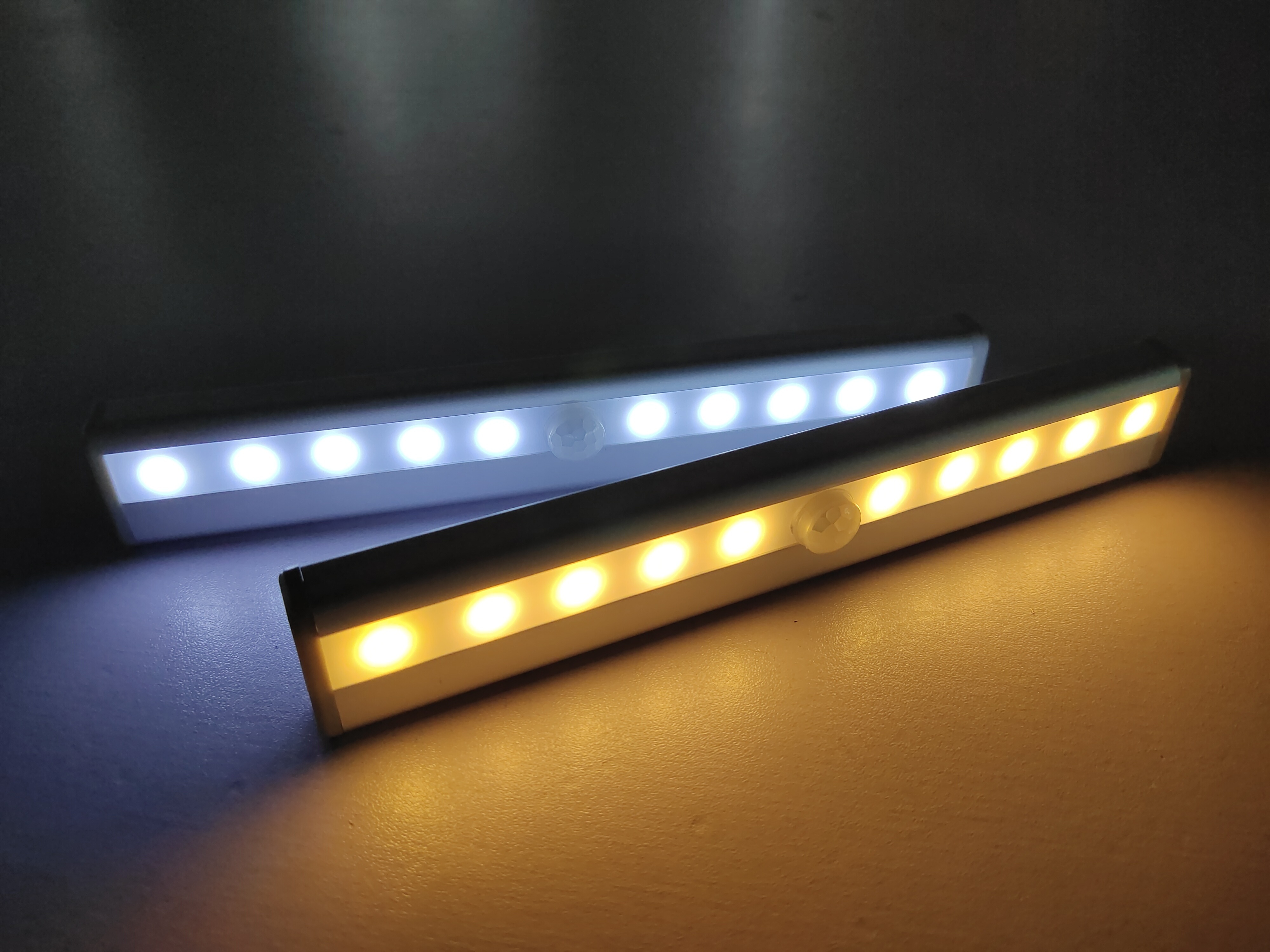 Homelife Motion Sensor Cordless Battery Operated Light Bar New LED PC ...