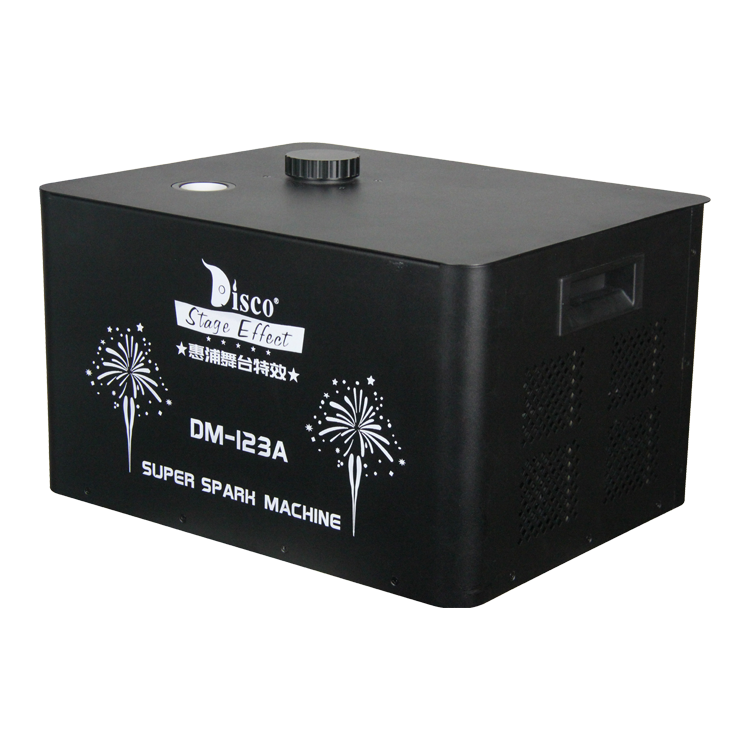 DMX Waterproof Sparkler For Outdoor Events Super Cold Spark Firework Machine With 10meter ...