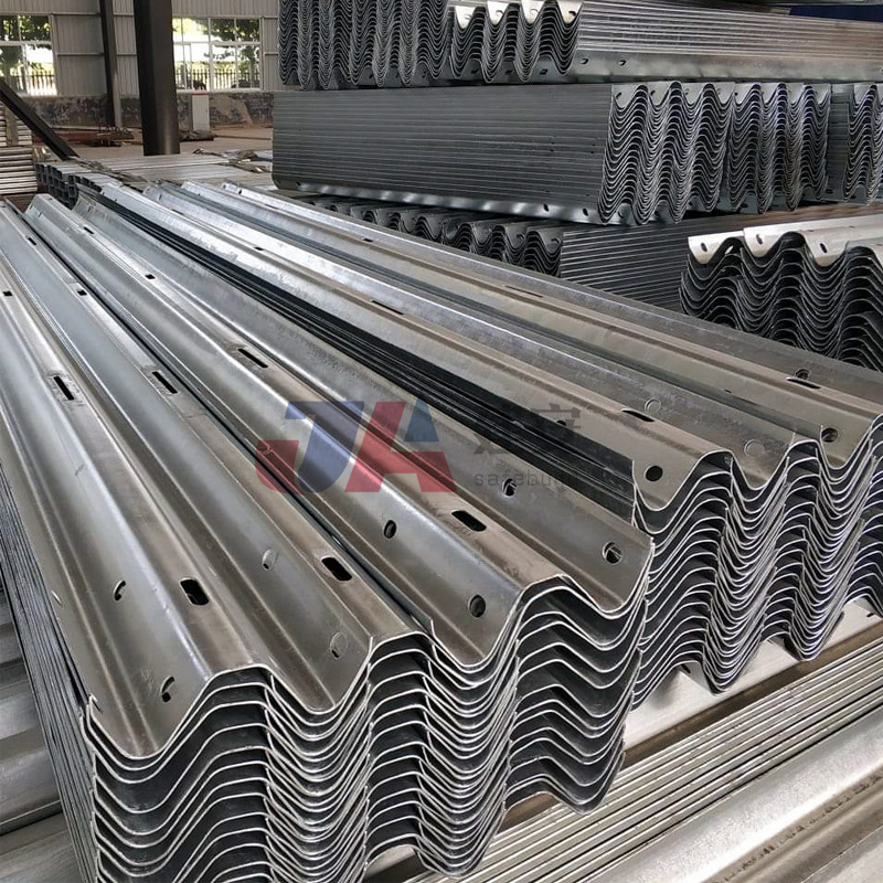 Traffic Safety Highway Guardrail High Quality Hot-dip Galvanized W ...