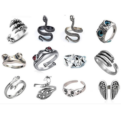 Matching frog rings store