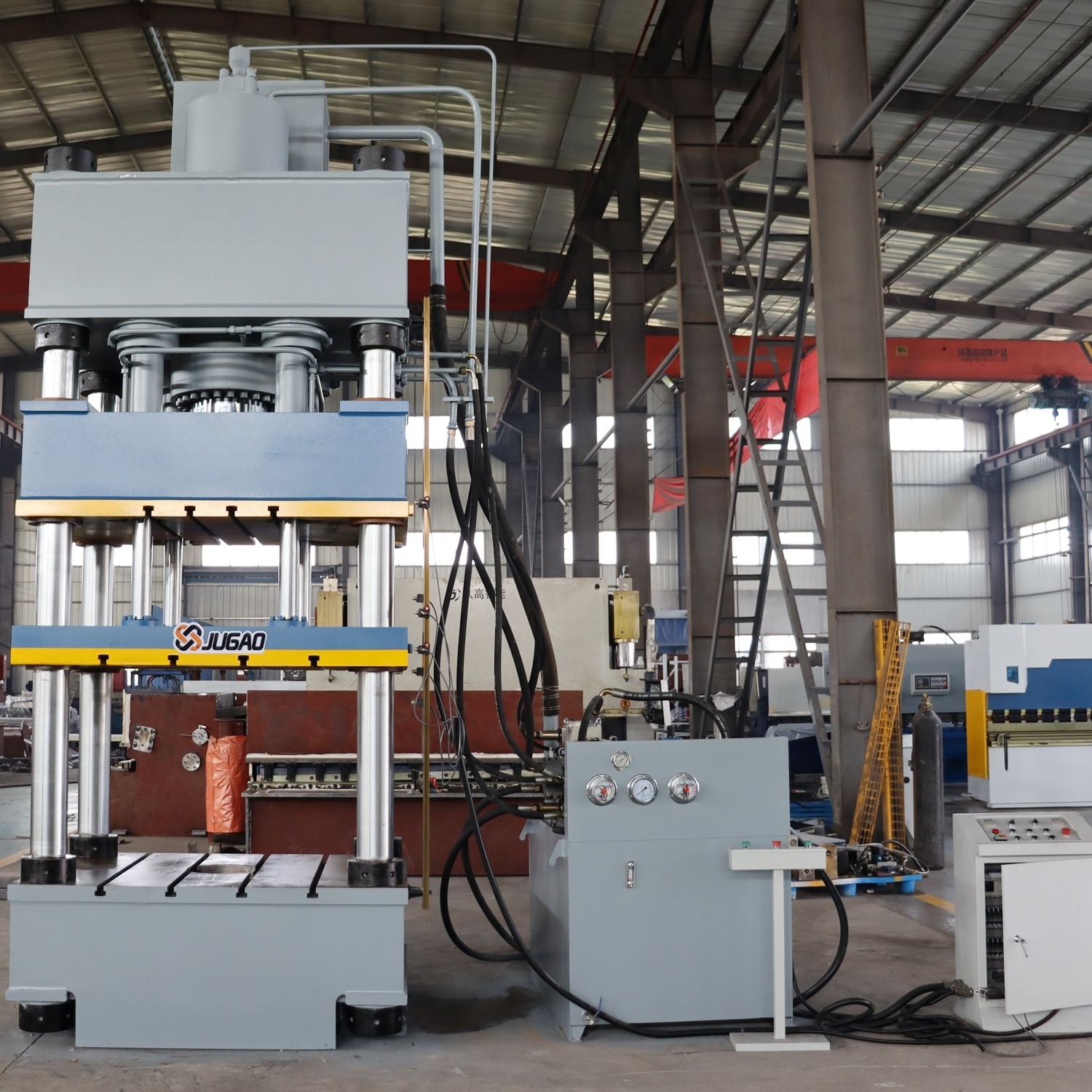 JUGAO Four Column Deep Draw Electric Punching Machines 100 Ton 200 Ton ...