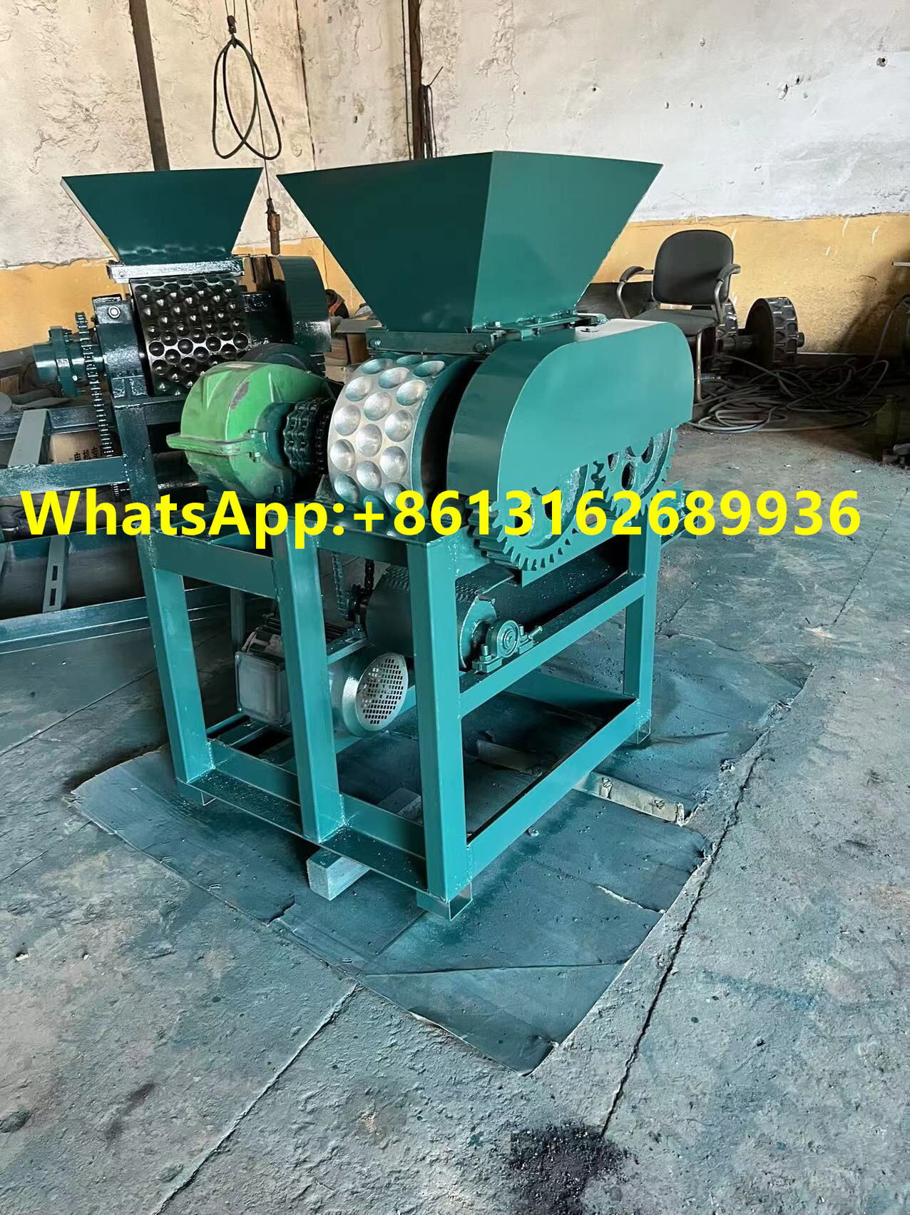 Professional pressing ball machine Carbon powder Briquetting Machine ...