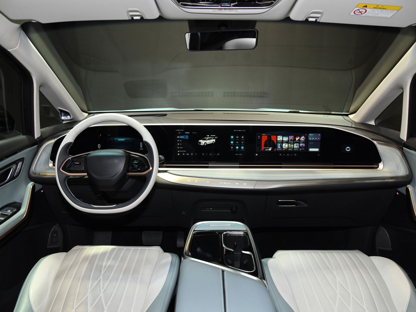 Luxury EV MPV Fast Electric Car and Green Energy Car MAXUS MIFA 9 ...