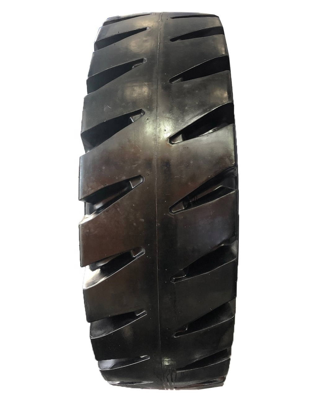 Port Forklift Truck Tyres Bias Tires for Reach Stackers Heavy Duty Port ...