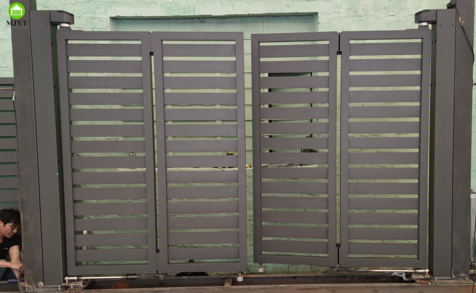 Driveway Swing Gates Factory Main Gate Design Powder Coated Double ...