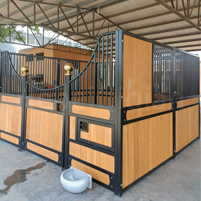 China Supply outdoor standard Horse supplies galvanized Powder Coating ...