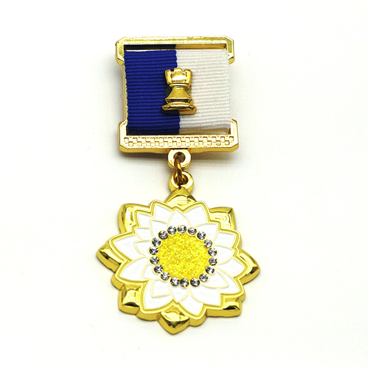 Wholesale Bulk Custom Badge 3D Gold Plated Metal chest sign Medal Of ...