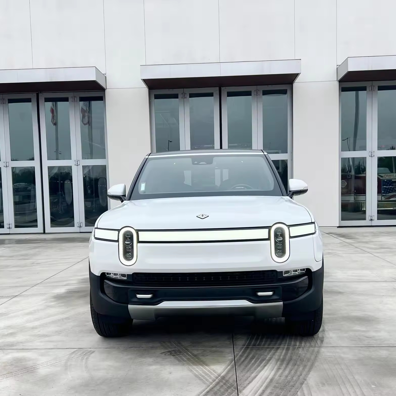 Neatly Used 2024 Rivian R1S Adventure Edition Performance Dual-Motor ...