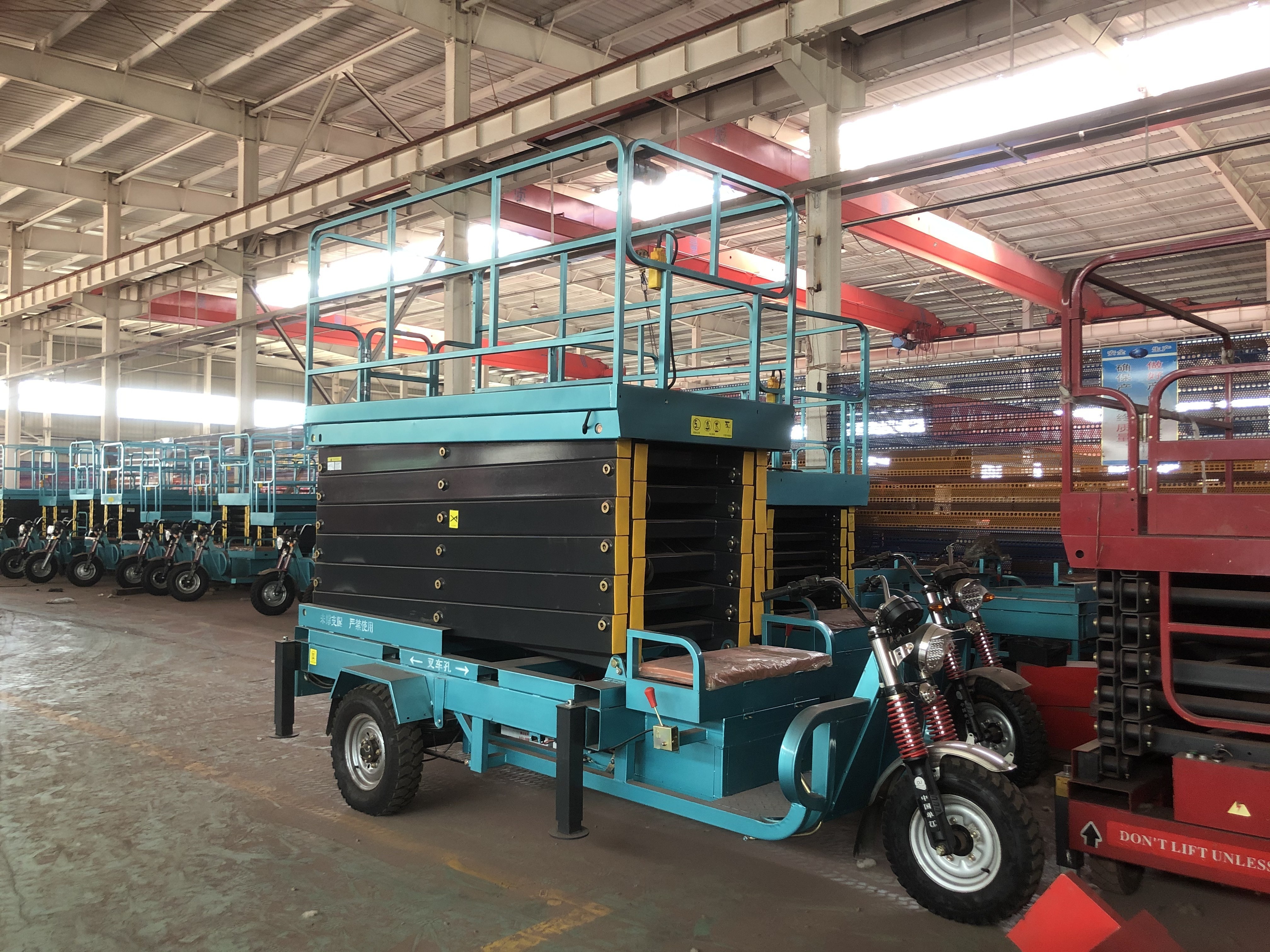 Vehicle Truck Mounted Scissor Hydraulic Lift Table High Rise Working ...