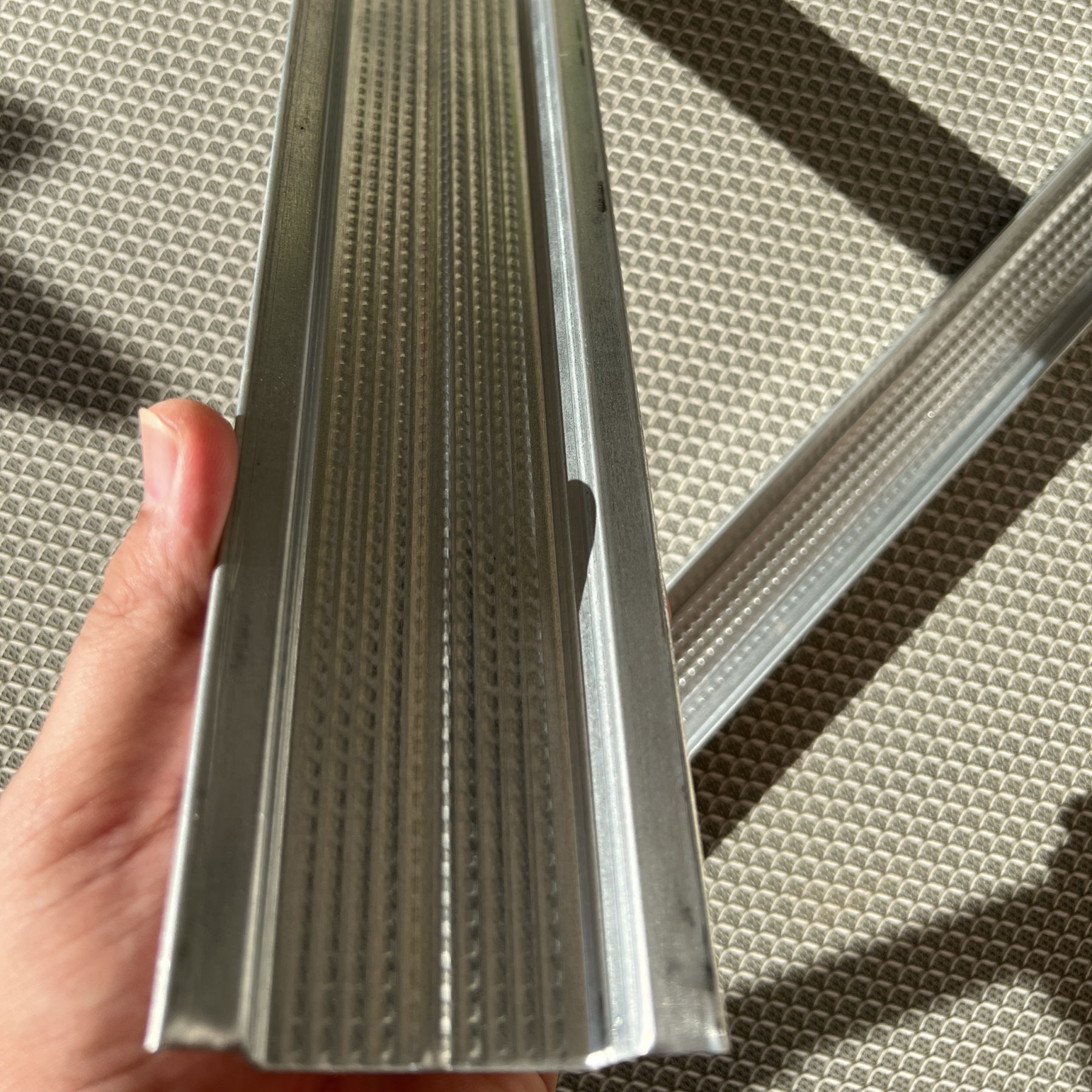 2x4 metal stud drywall profile c channel furring channel gypsum channel ...