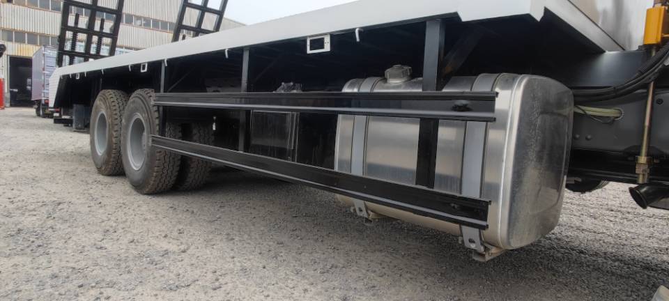 howo a7 t7 nx flatbed self loader telescopic boom truck mounted crane ...