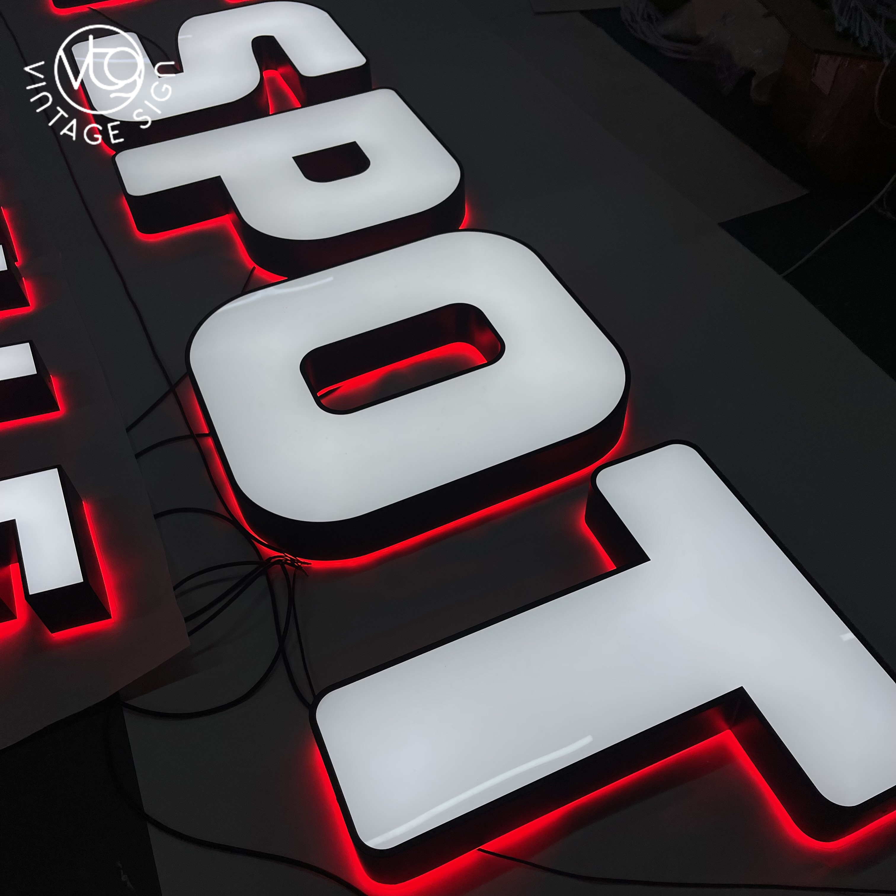 Custom Face and back Lit Outdoor Waterproof Light Up Sign Led Signs ...