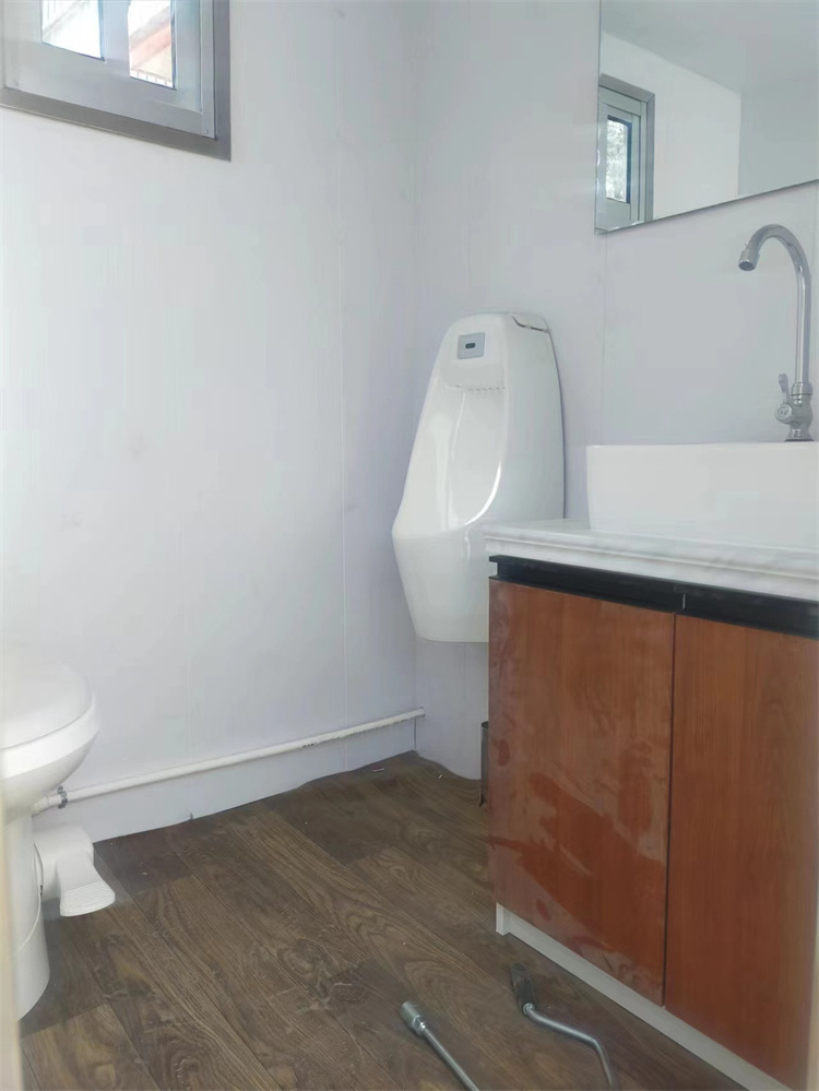 Professional Portable Toilet Restroom Trailer Lightweight Prefabricated ...