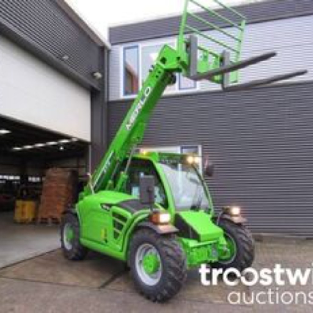 China New Telescopic Handler Brand 4.5 Ton Truck Warehouse Telehandler ...