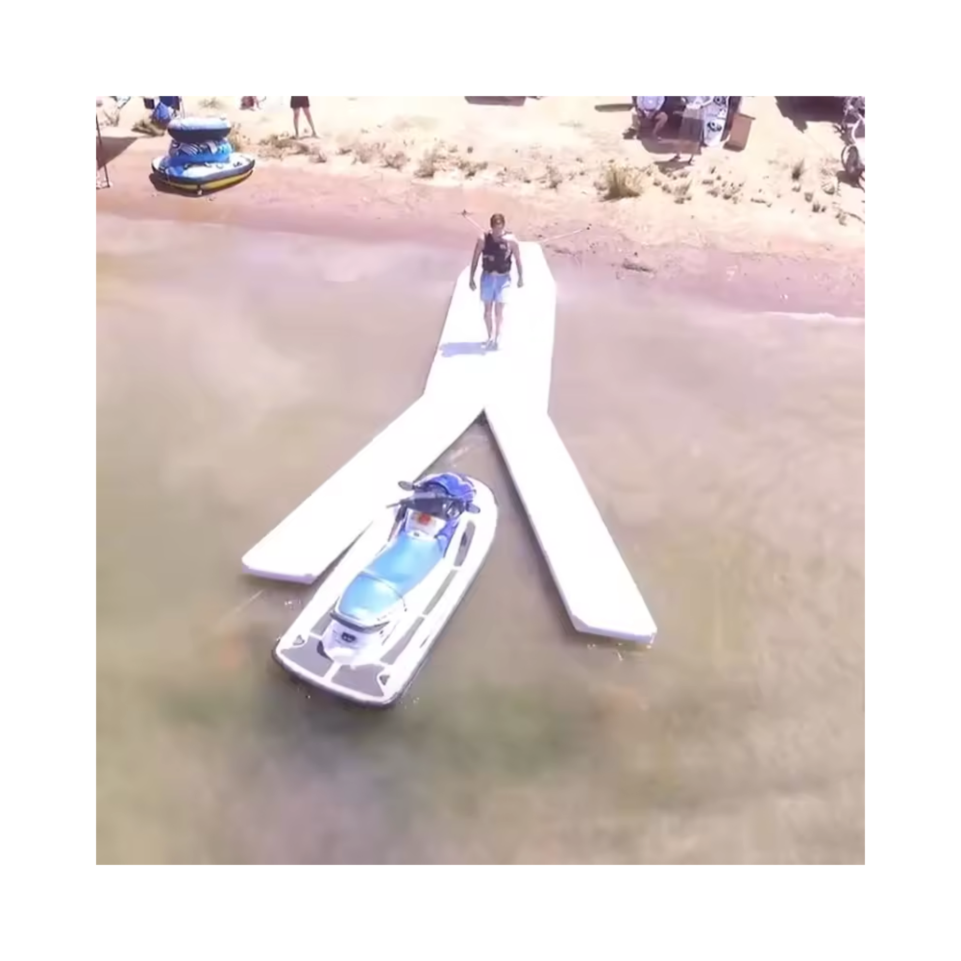 Custom Y shape inflatable floating jet ski dock moto boast docks ...