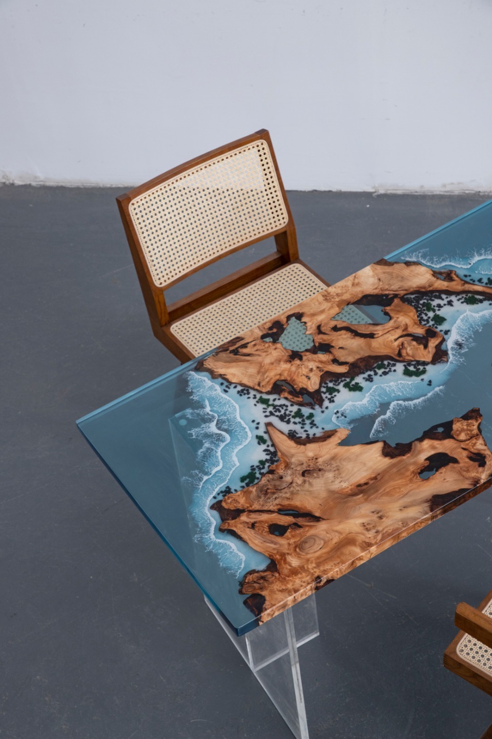Clear Epoxy Resin And Hardener For River Table | Bestsuppliers.com