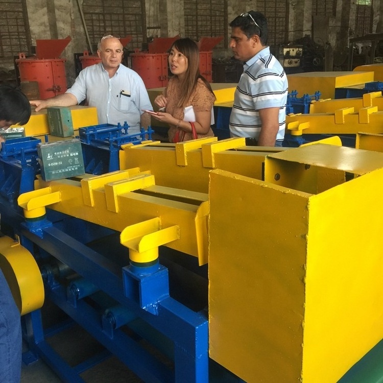 Car Used waste lead acid battery recycling Separation cutting Machine ...